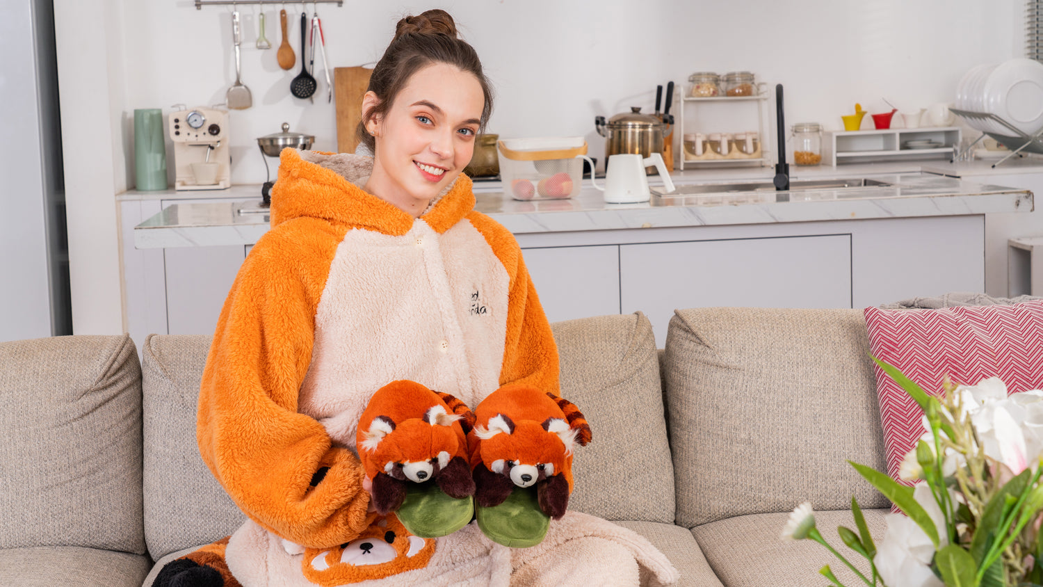 Plush Red Panda Slippers for Men and Women – Openhahaha
